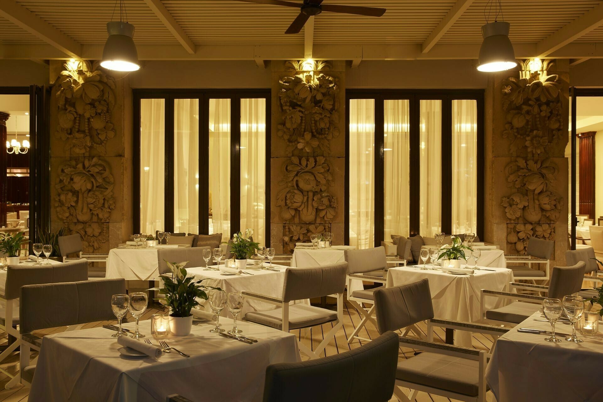 Passagio Bistrot Corfu town restaurants | Mon Repos Palace